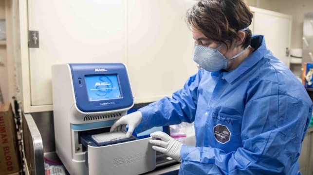 U.S. 7th Fleet Embarks Lab Teams for Underway COVID-19 Testing